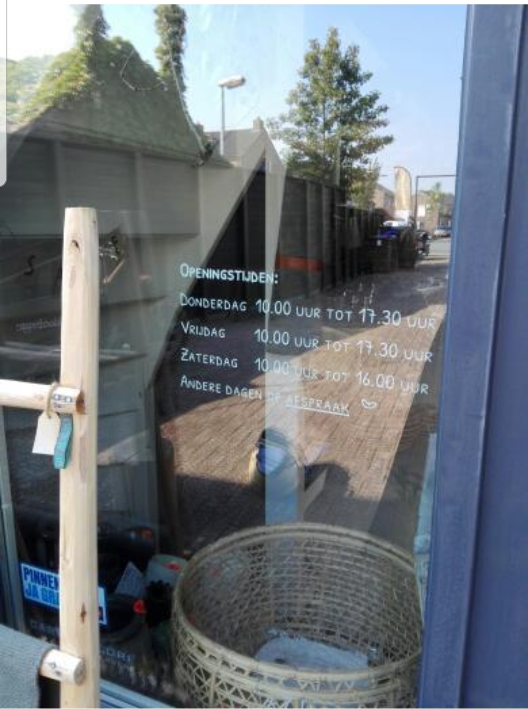 Muurdecoratie vrolijke posters en stickers